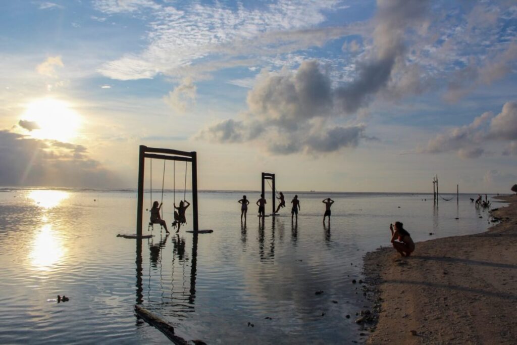 The Definitive Guide to the Gili Islands, Bali - Gili Trawangan, Meno ...