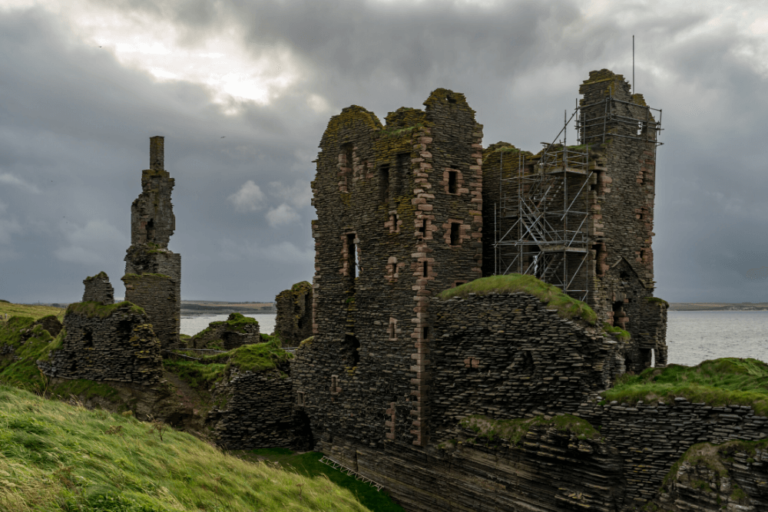Castle Sinclair Girnigoe Ruins, NC500 - A Complete Guide to Visiting ...
