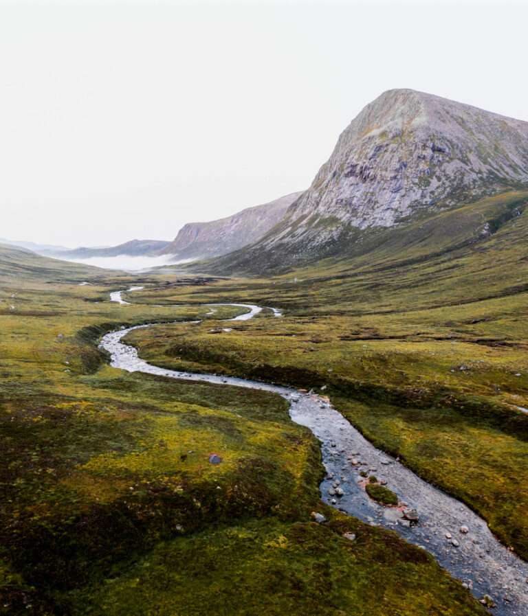 Hiking the Lairig Ghru (Aviemore to Corrour Bothy) - What to Expect ...