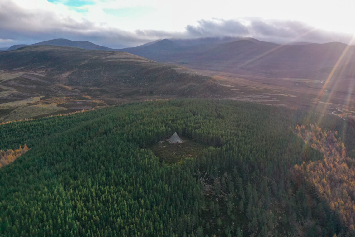 The Balmoral Pyramid - A Complete Guide to Visiting Price Alberts Cairn ...