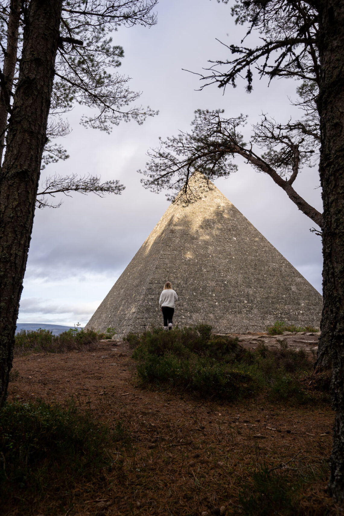 The Balmoral Pyramid - A Complete Guide to Visiting Price Alberts Cairn ...