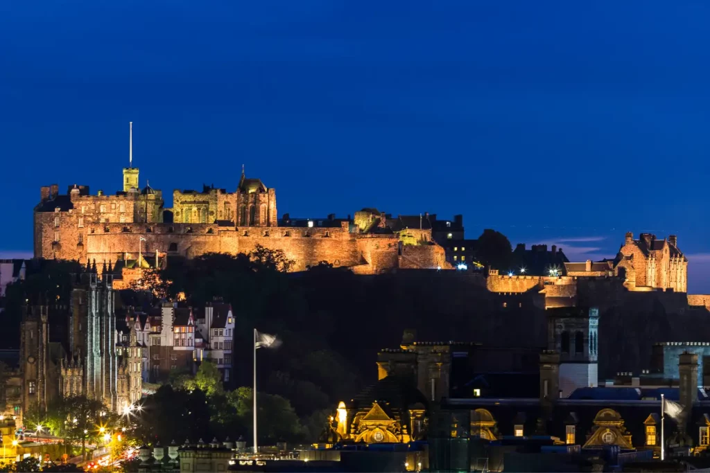 A Complete Guide to Visiting Edinburgh Castle - What to Expect when you ...
